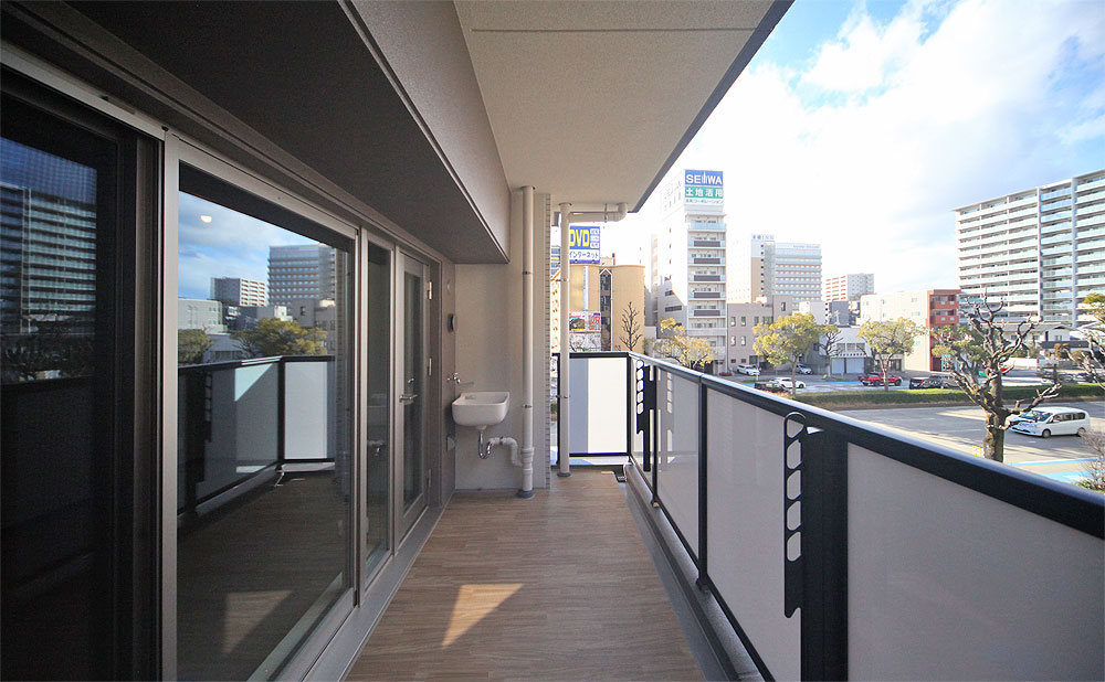 【プレサンスロジェ金山駅前 2LDK 58.04m² ¥165,000〜】の特集ページ！スタイルプラス名古屋